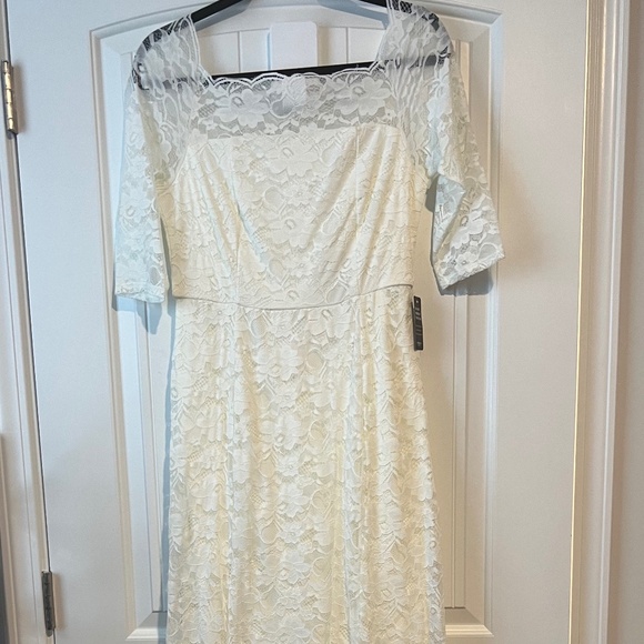 torrid | Dresses | Torrid Lace Wedding Dress With Train Garment Bag ...